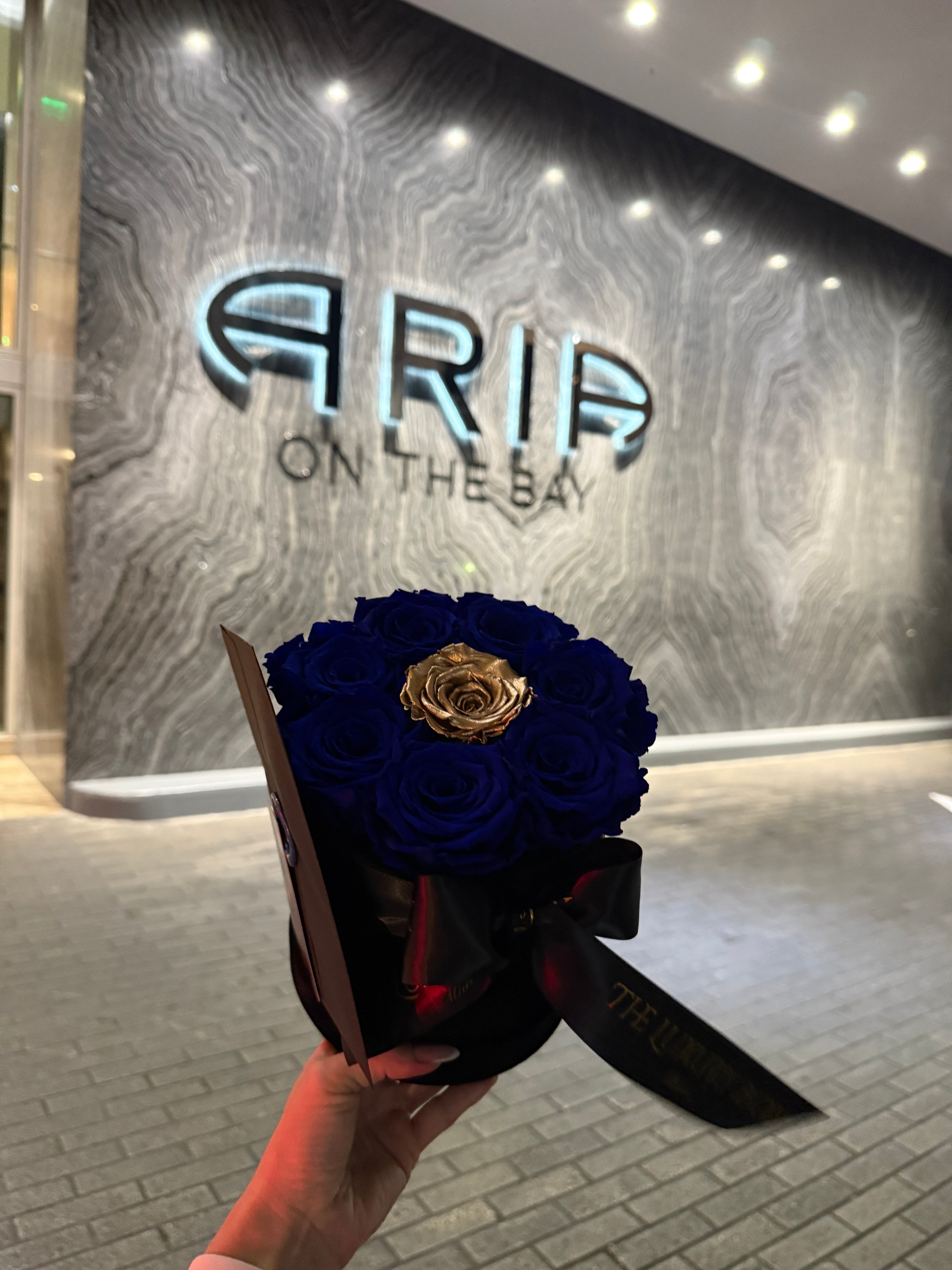 Royal Blue Eternal Roses 🌹 Small Box – The Luxury Box Miami